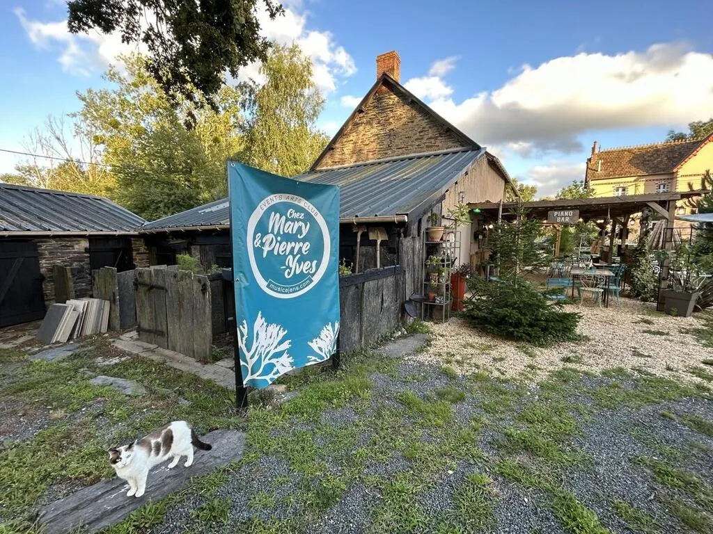 Chez Mary et Pierre-Yves, une auberge musicale bien orchestrée - Saint ...