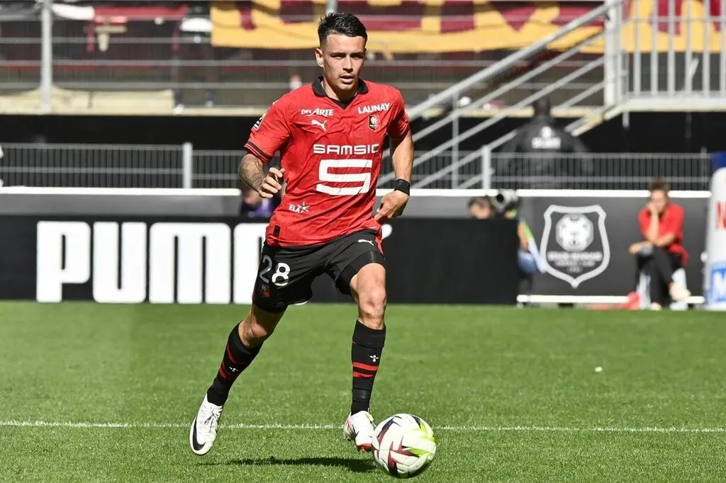 Stade Rennais. Enzo Le Fée déjà en terrain conquis . Sport - Saint-Malo ...