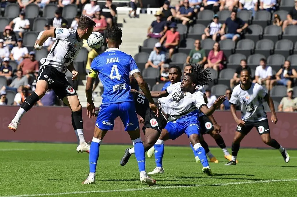 Angers Sco. Du talent, mais des blessures à répétition : Noah Nadje, l ...