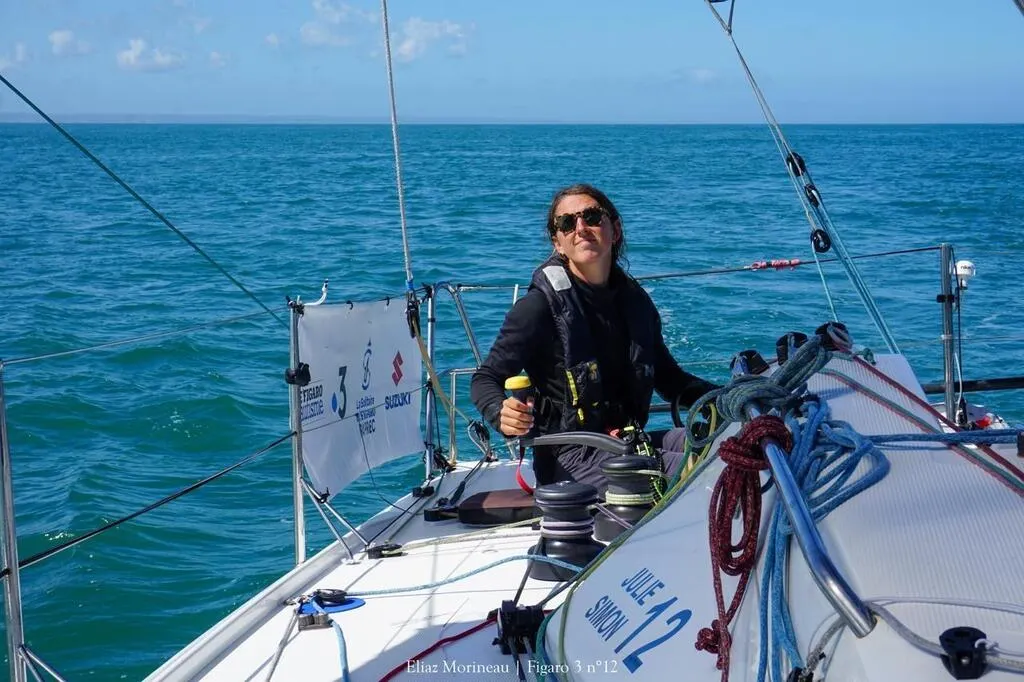 Solitaire du Figaro. La Bauloise Julie Simon franchit une nouvelle ...