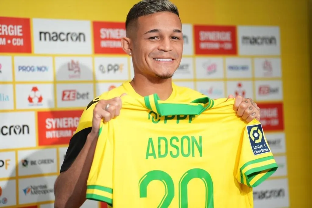 FC Nantes. Adson, une place à se faire au milieu . Sport - Nantes ...