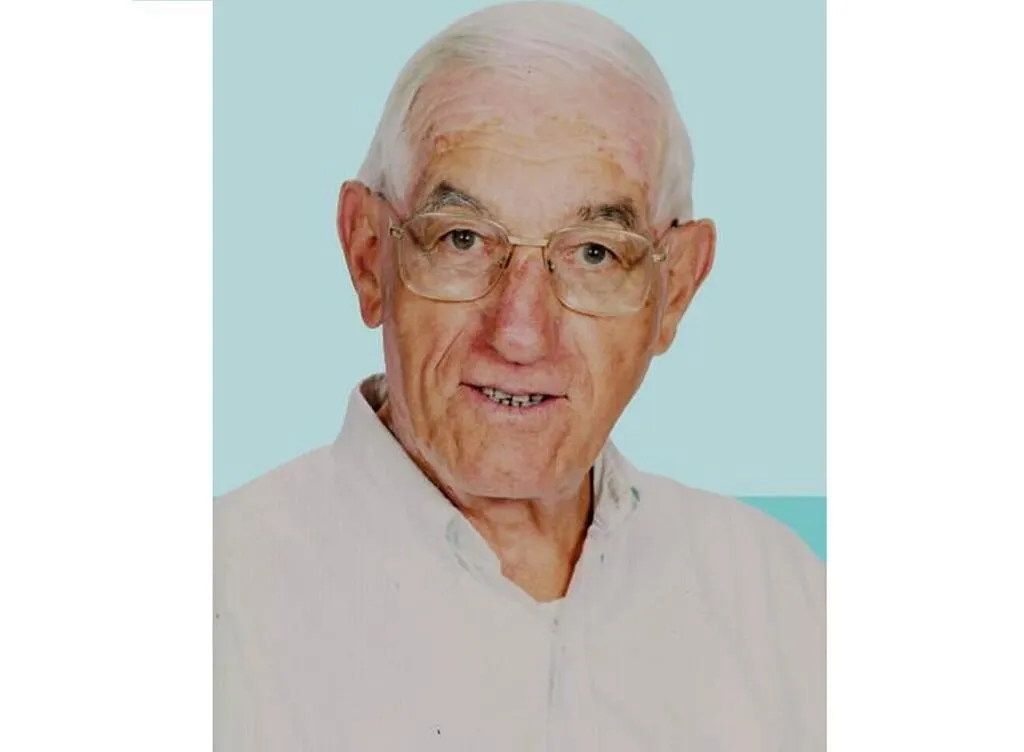 Frère André, fondateur du collège Saint-Joseph de La Roche-Bernard, est ...