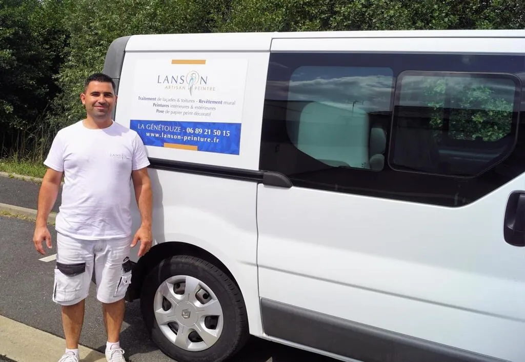 La Génétouze. Christophe Lanson s’installe comme artisan peintre - La ...
