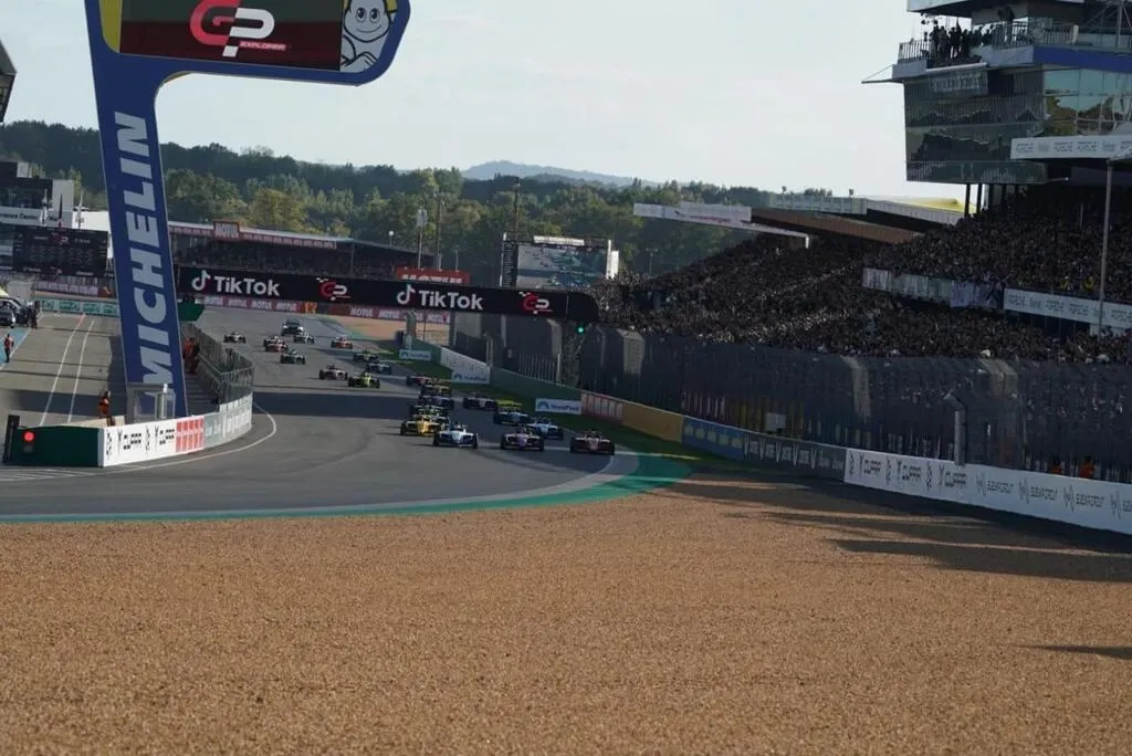 GP Explorer 2. Accès et circulation autour du circuit du Mans : voici ...