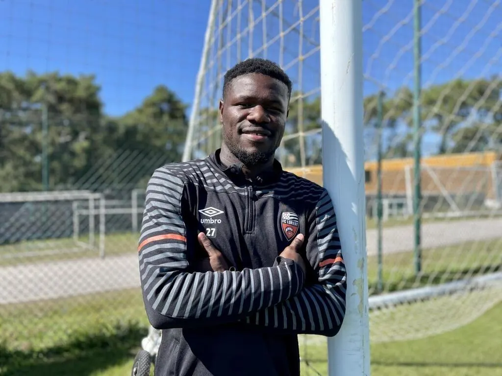 PORTRAIT. FC Lorient : « Je me suis battu pour jouer au foot » Aiyegun ...