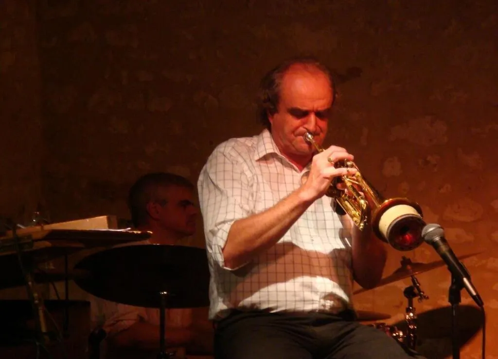 Mortagne-au-Perche. Bob Tinker and friends au Carré du Perche - Alençon ...