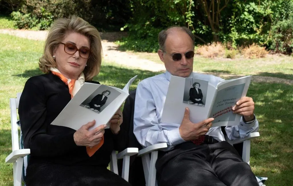 Catherine Deneuve irrésistible au cinéma dans le rôle de Bernadette Chirac . Cinéma - Arras ...