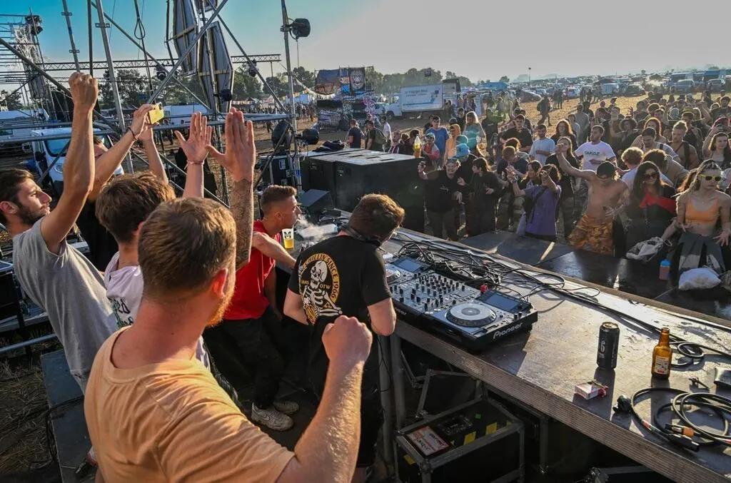 Pourquoi le Maine-et-Loire est une terre de free parties - Angers ...