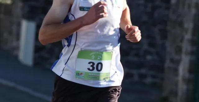 Running. Foulées d’Oisseau : Damien Rossignol en promenade sur le 10 km . Sport - Cholet.maville.com