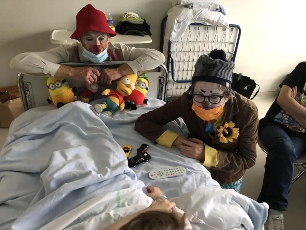 Dans la Manche, les clowns de Hop ! Hop ! Hop ! ont du mal à joindre ...