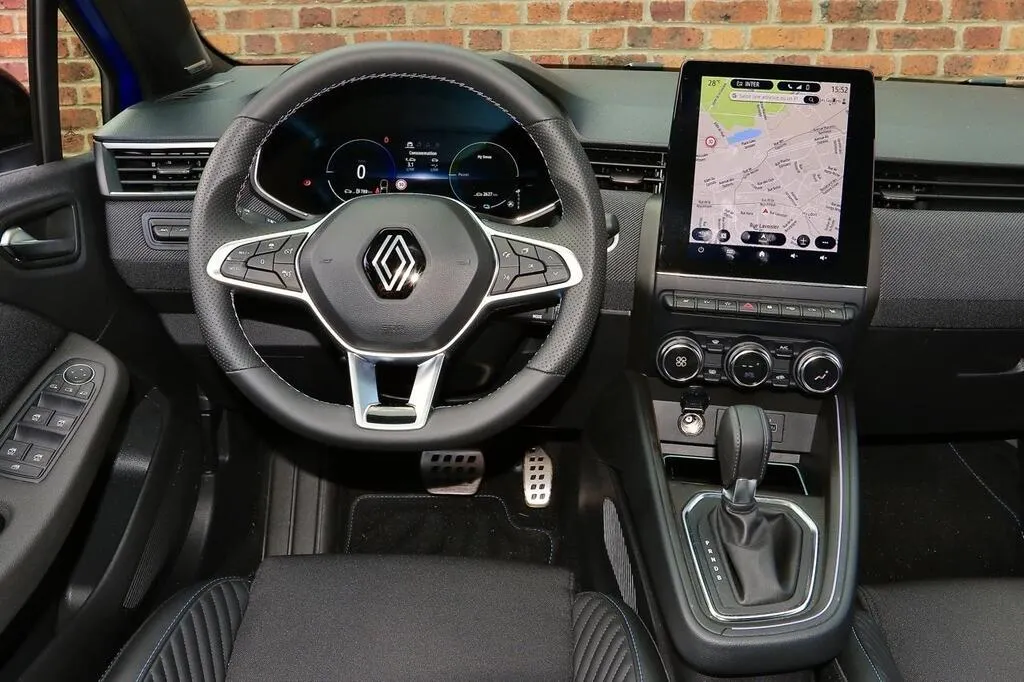 Essai auto. Renault restyle sa « Clio » avec bonheur - Roubaix.maville.com