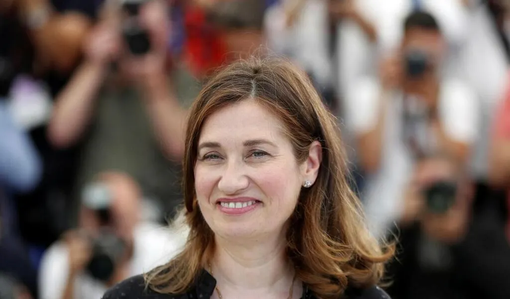 Emmanuelle Devos s’attend à « passer un bon moment » au Festival ...