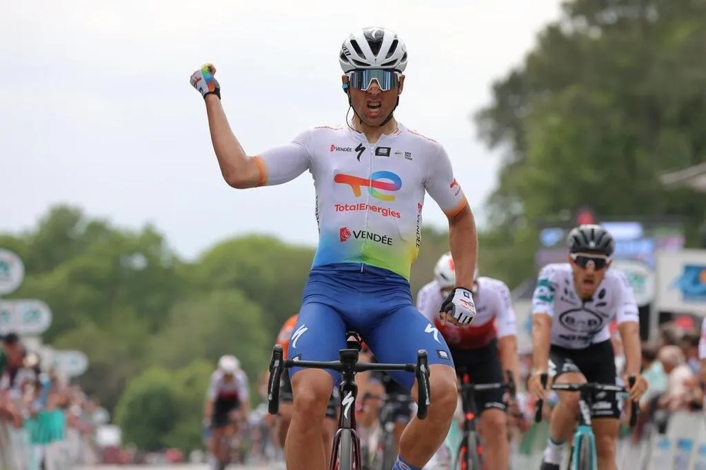 Cyclisme. TotalEnergies : Julien Simon prolonge pour la saison 2024 ...