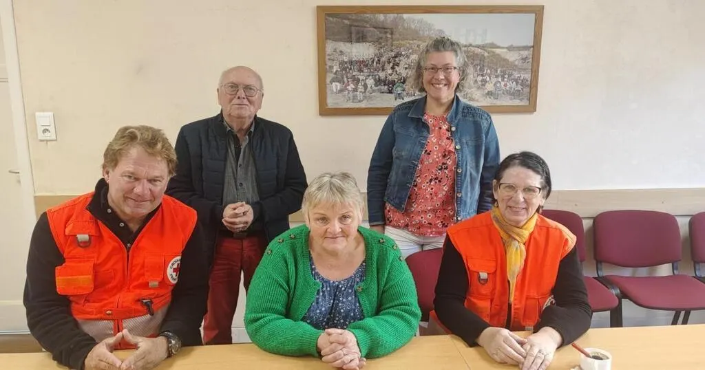 Roudouallec. La Croix-Rouge propose du mobilier à petits prix - Lorient ...