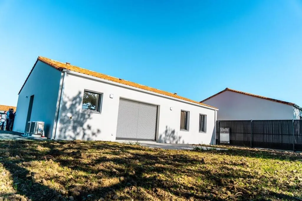 En Vendée, le constructeur de maisons La Bocaine anticipe les ...