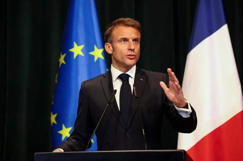 Emmanuel Macron évoque des discussions intenses qui avancent pour la ...