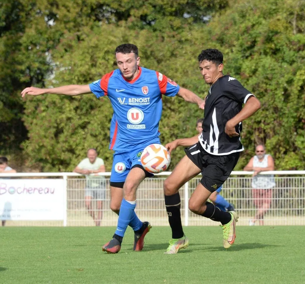 Football. National 2. Saumur reçoit Angoulême ce samedi avec Viaud et ...