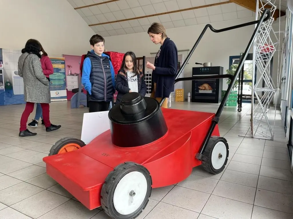 EN IMAGES. Une Maison géante® pour sensibiliser aux risques domestiques ...