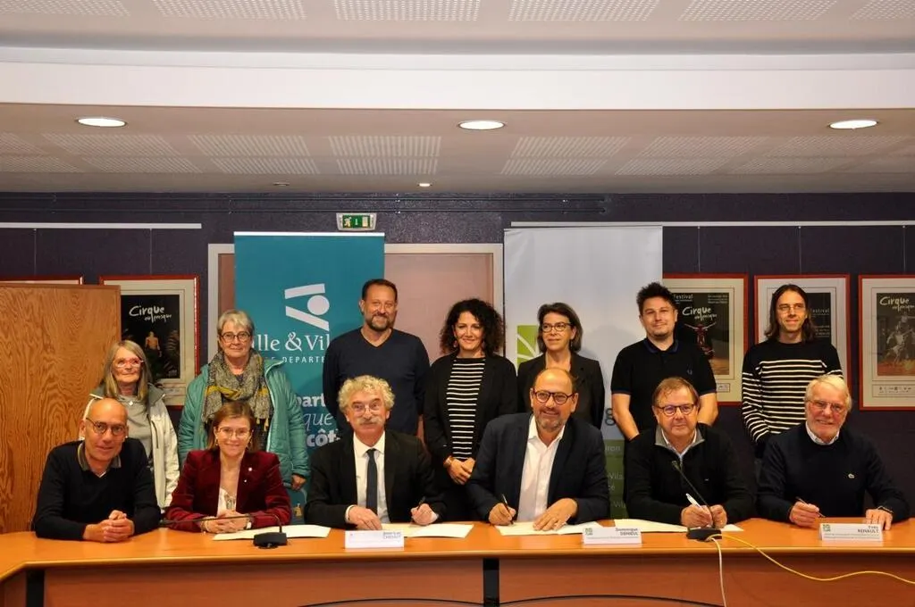 Près de 900 000 € de subvention pour le Pays de Châteaugiron - Fougères.maville.com