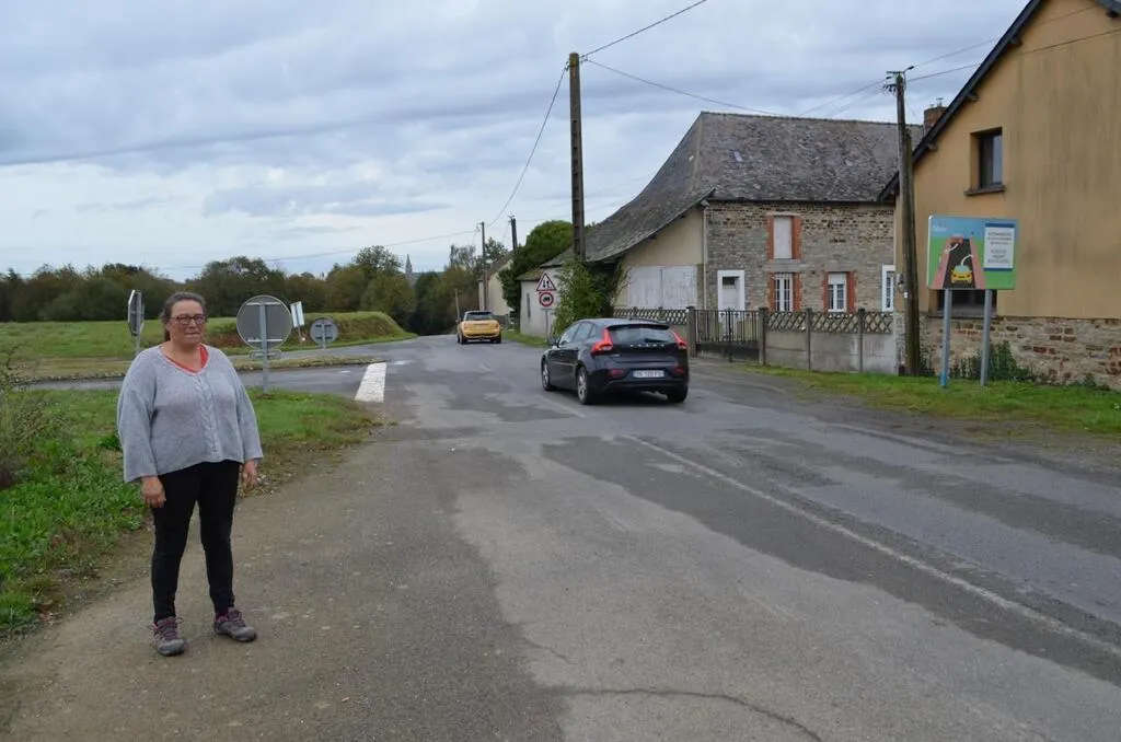 Melesse. À la Croix de Paille, fermeture des deux intersections avec la ...