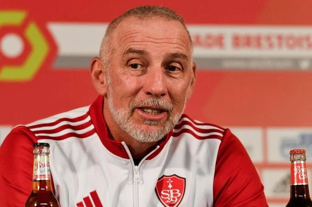 Stade Brestois. Lebeau, Locko… Ce qu’il faut retenir de la conf de presse d’Eric Roy avant - La ...