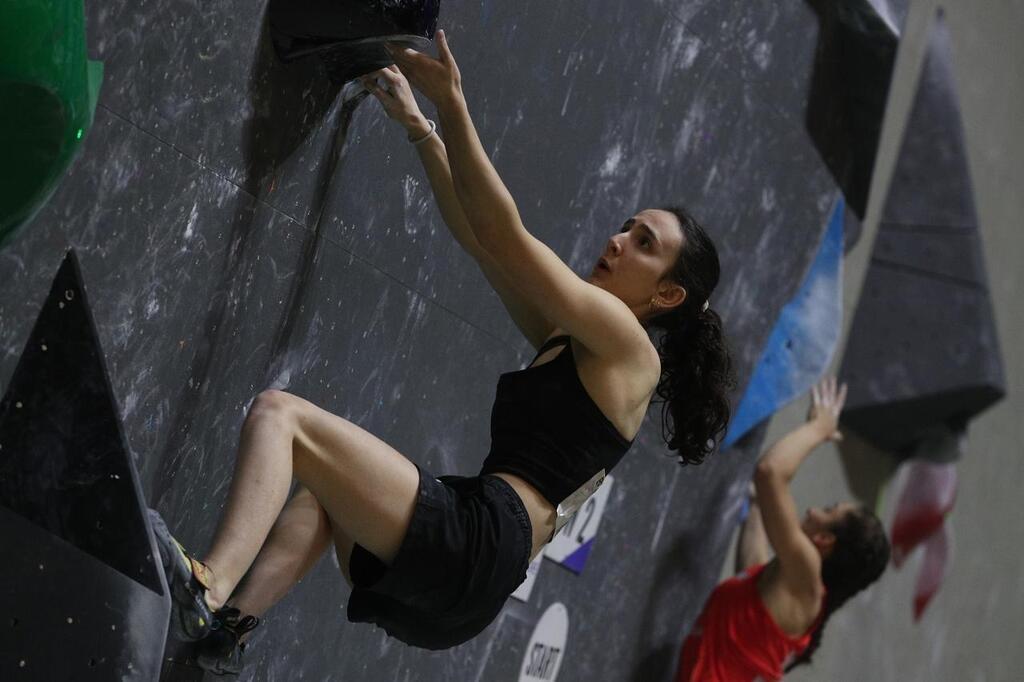 JO 2024 – Escalade. La Française Oriane Bertone en tête de la demi ... JO 2024 – Escalade. La Française Oriane Bertone en tête de la demi ...
