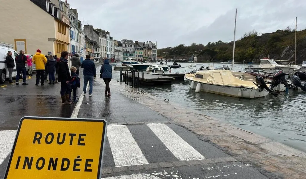 Tempête Céline : à Belle-Île-en-Mer, les quais de Palais fermés ...