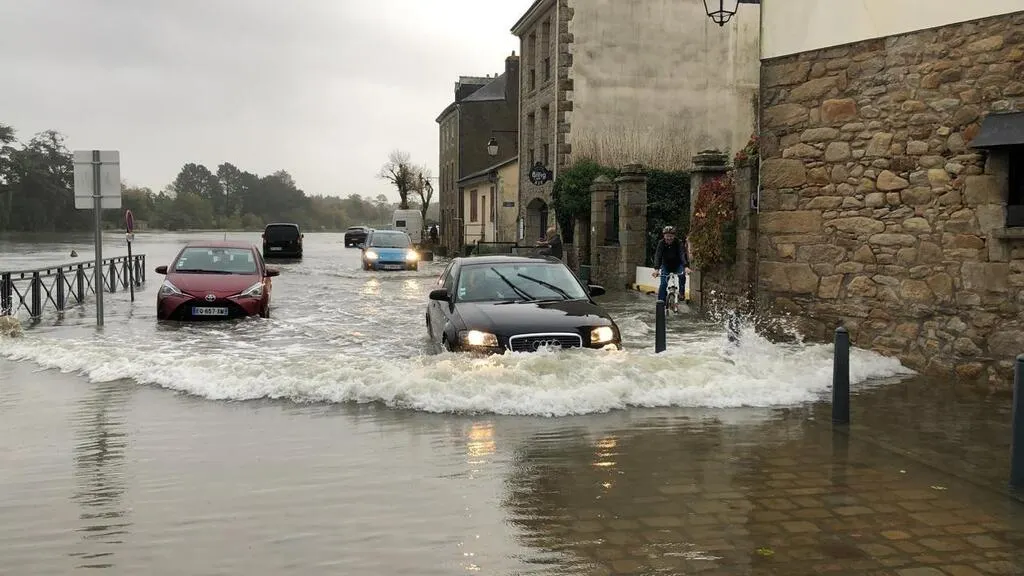 REPORTAGE. Tempête Céline : de telles inondations au port d’Auray, du ...