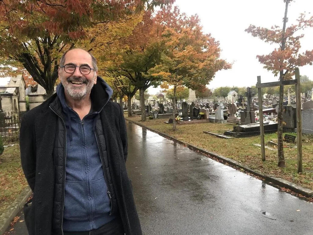 Au Mans, le cimetière de l’Ouest se visite au flambeau et en musique ...