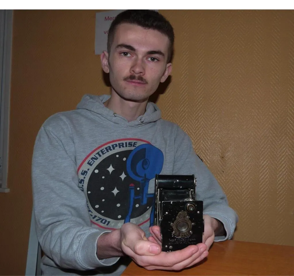 Livarot-Pays-d'Auge. Il utilisait un appareil Kodak lancé en 1912 ...