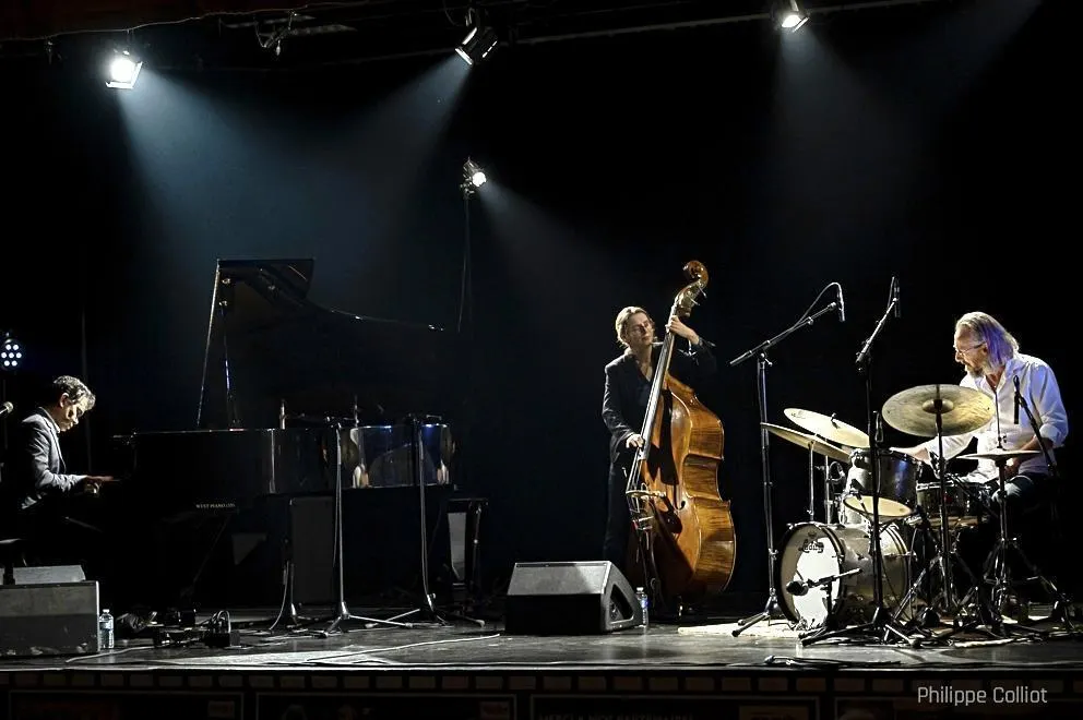 Originaire de Dinan, le batteur Patrick Jouannic en trio dans un nouvel ...