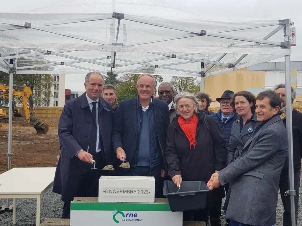 Reconstruction du collège Racine à Alençon : la première pierre est ...