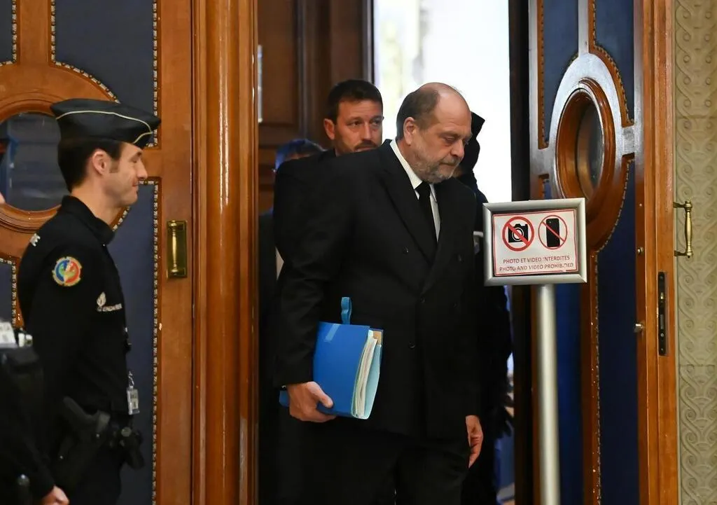 Au procès d’Éric Dupond-Moretti, François Molins ne mâche pas ses mots ...