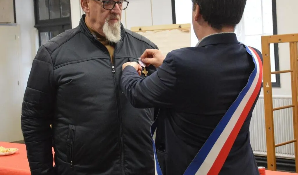 Port-Launay. Gabriel Maot, décoré de la Croix du combattant - Brest ...