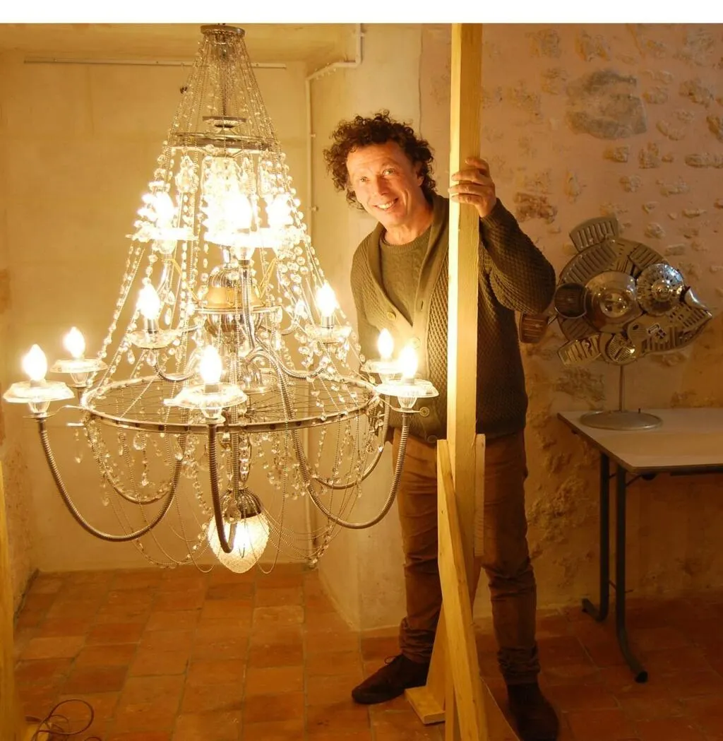 Mortagne-au-Perche. Détournement d’objets mis en lumière - Alençon ...