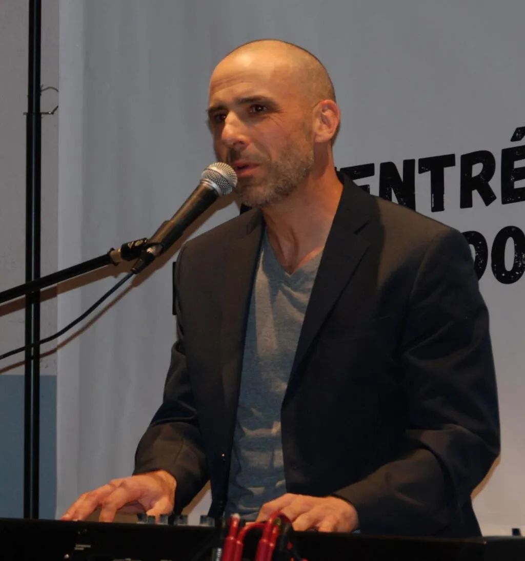 Maulévrier. La poésie de Samuel Effray en chansons - Angers.maville.com