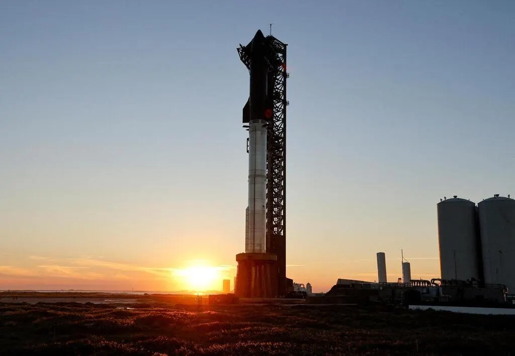 Le Décollage De La Fusée Starship Conçue Par Spacex Est Repoussé à