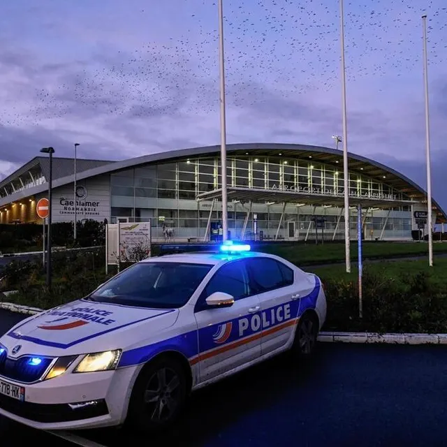 Alerte à la bombe : l’aéroport de Carpiquet, près de Caen, évacué ce ...