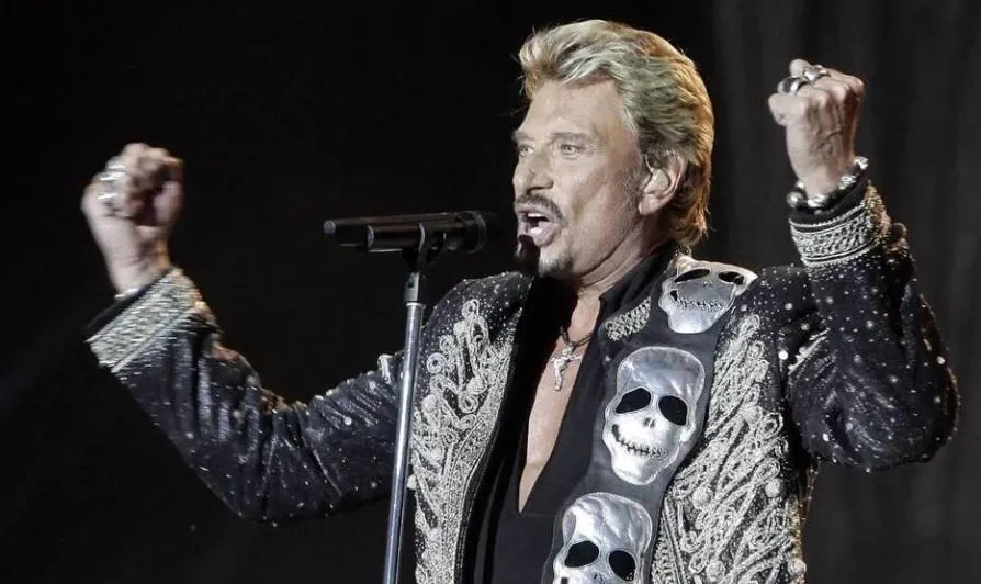 Les fans de Johnny Hallyday pourront se recueillir sur une statue du ...