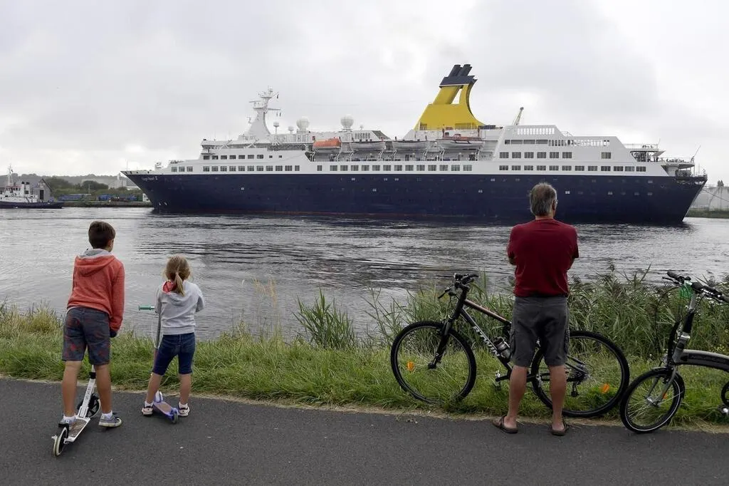 Navette fluviale ou quotas sur certains sites : des pistes pour verdir ...