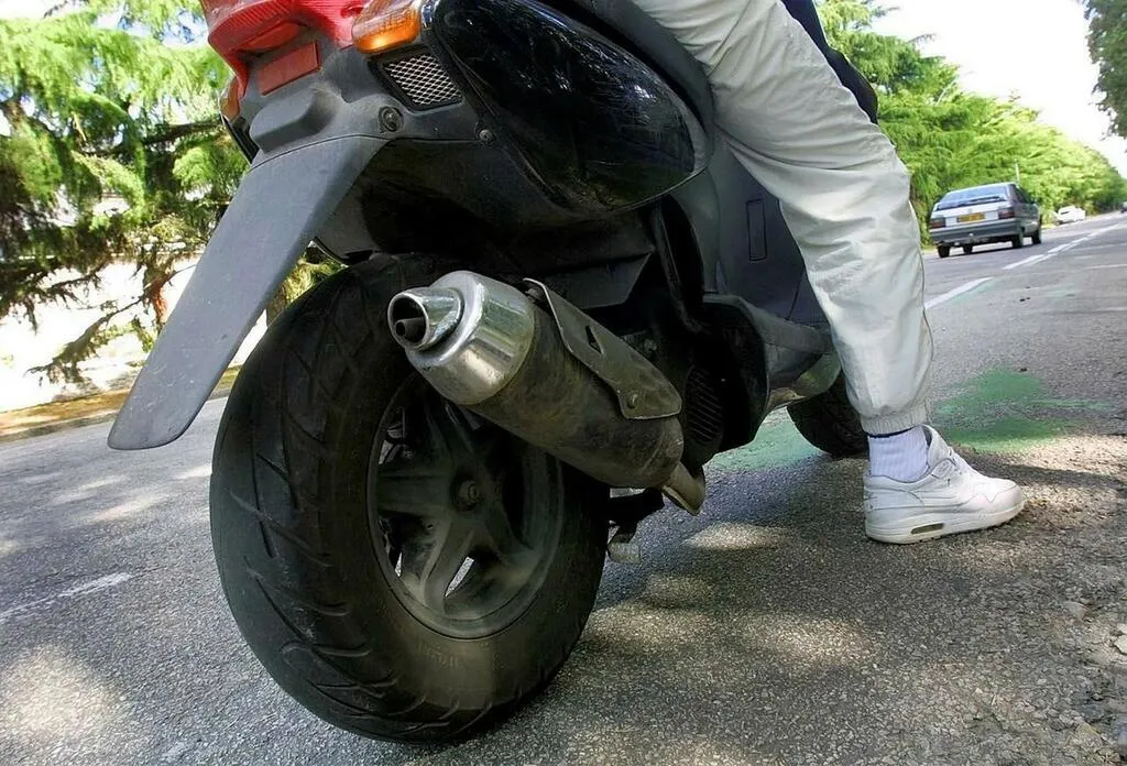 Près de Caen, du sursis pour avoir été arrêté ivre à scooter en ...