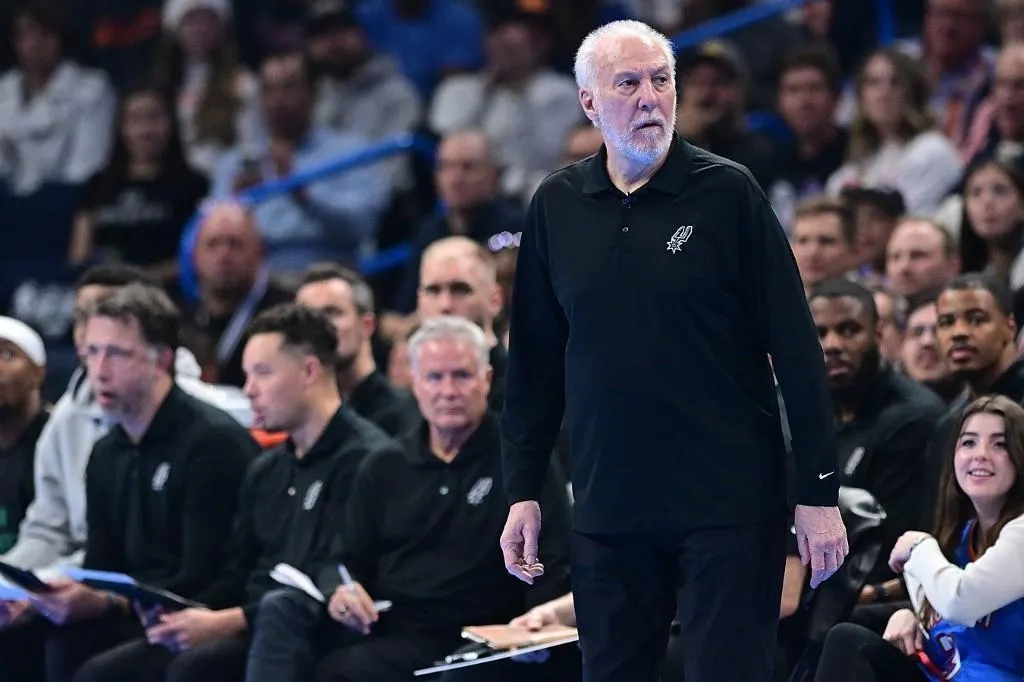 VIDÉO. NBA : au micro, Gregg Popovich passe un savon aux fans des Spurs qui huent Leonard ...