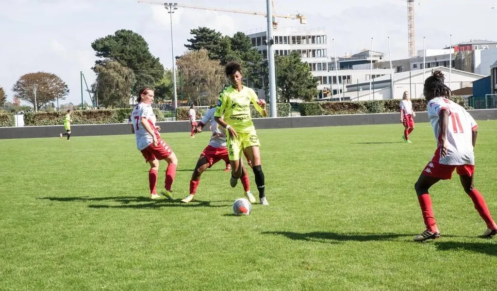 D3 Féminine. À Saint-Malo, Kelly Koné, fer de lance de l’attaque ...