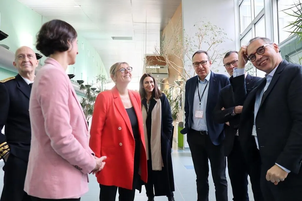 Pour fêter ses 10 ans, l’École normale supérieure de Rennes reçoit la ...