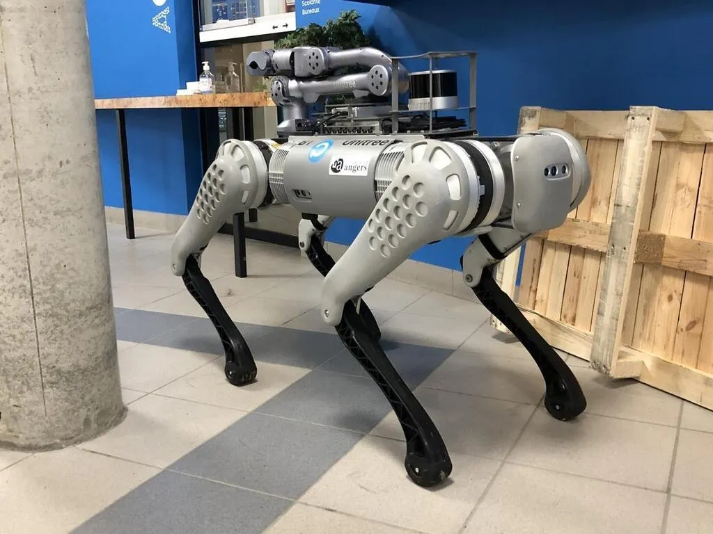 VIDEO. Pourquoi cette école d’ingénieurs a-t-elle acheté un robot-chien ...