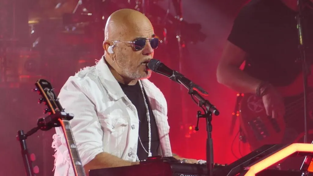 Le Mans. Pascal Obispo fait un carton à Antarès - Le Mans.maville.com