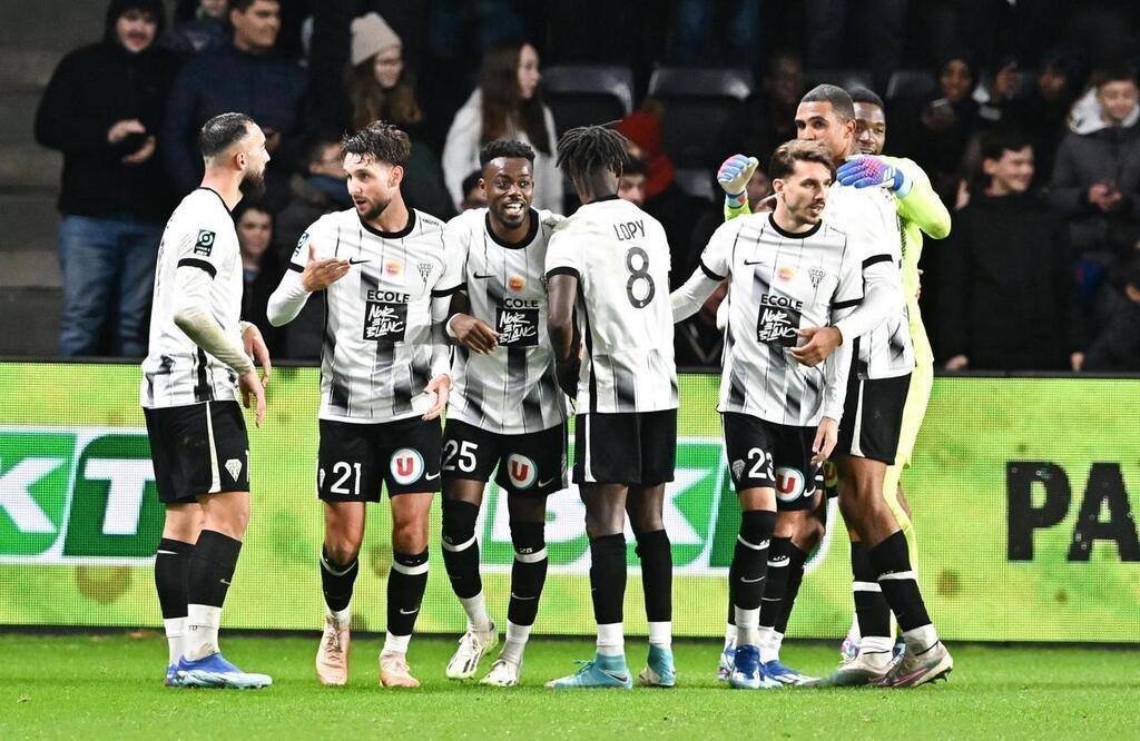 Angers Sco « Léquipe Gagne En Confiance Dit Alexandre Dujeux Après