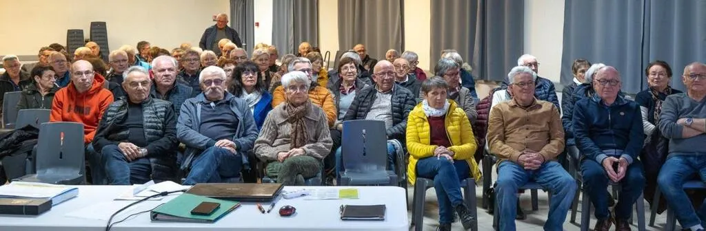Saint-Maurice-le-Girard. Les marcheurs des Mille pattes gardent le ...