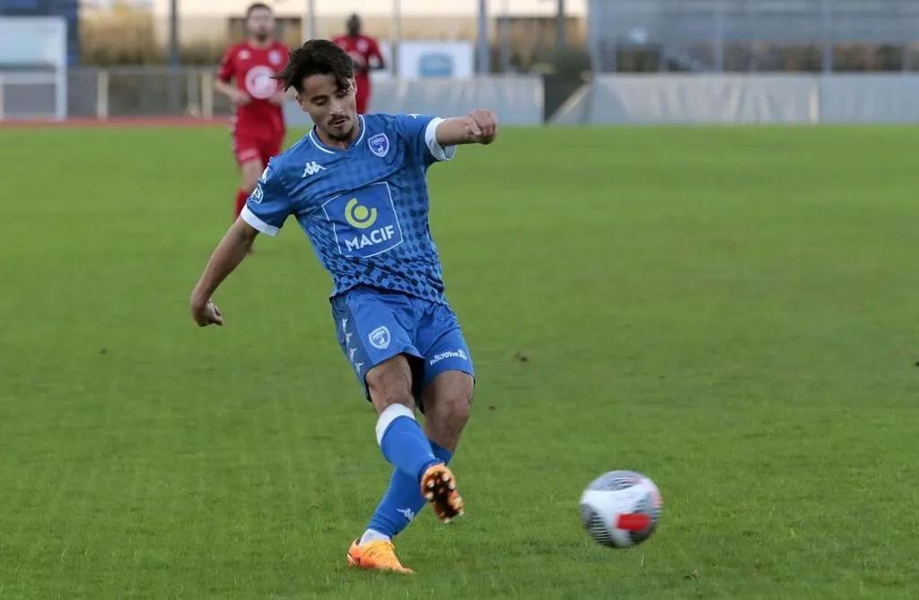 Football – National 3. Manech Billy et les Chamois ont soif de ballon ...