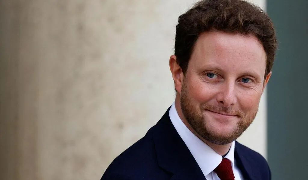 Clément Beaune défend l’autoroute Toulouse-Castres face à des opposants ...